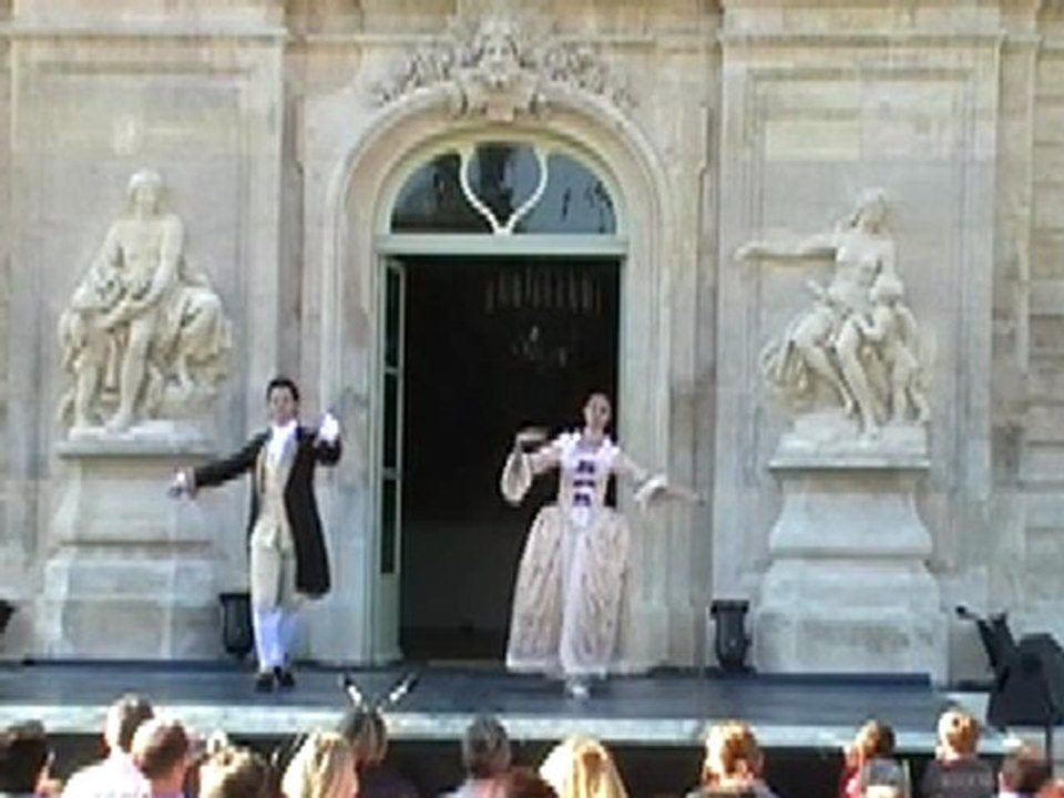 Introduction à la Danse Baroque - Vidéo Dailymotion
