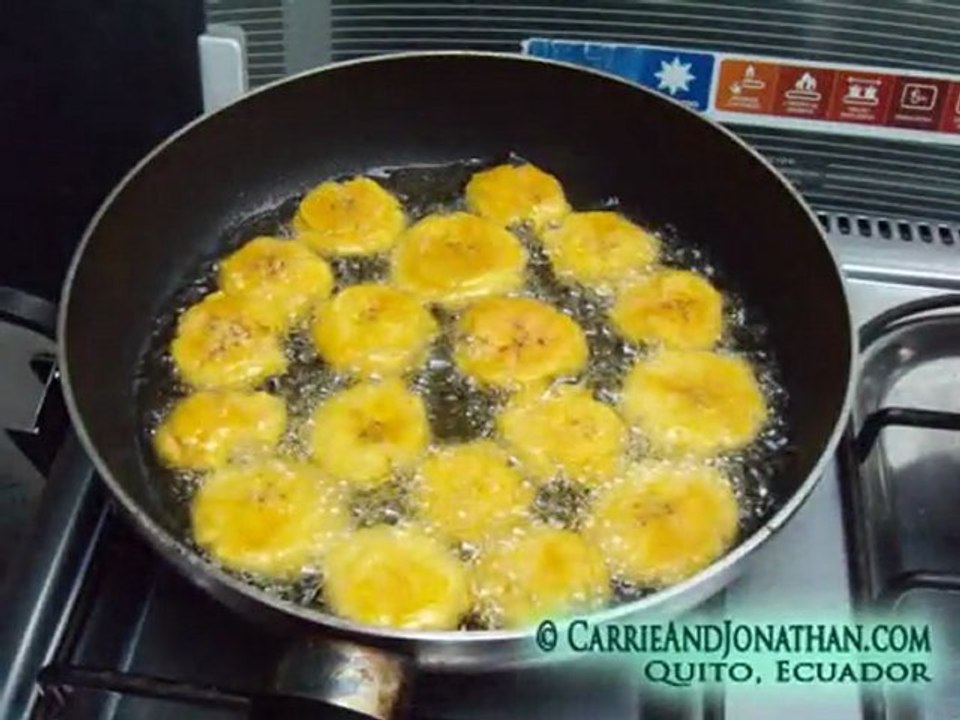 How to Make Patacones: Making Patacones in Ecuador - video Dailymotion