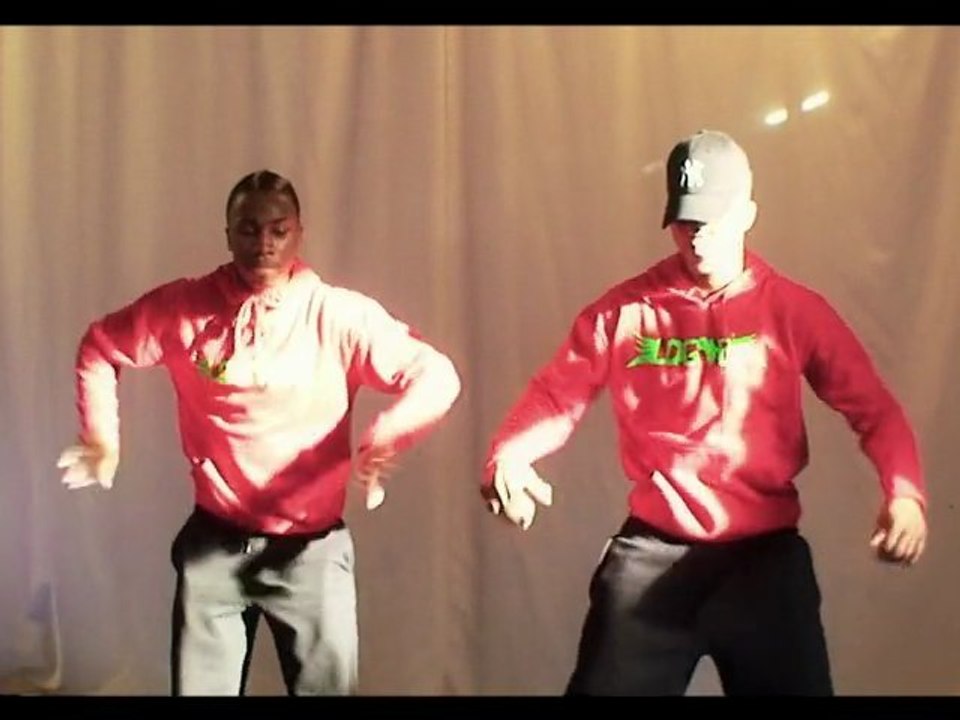 LOGOBI le concours de la danse du flow --> LYAS - Vidéo Dailymotion