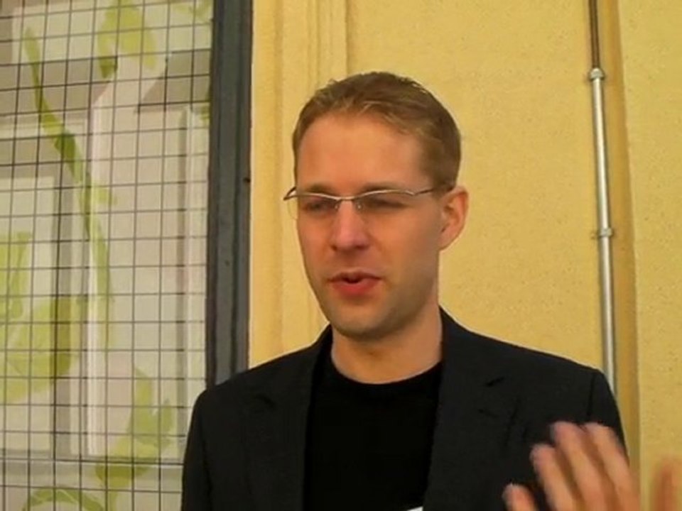 Interview Rik Arends - SWDC 2010 - Vidéo Dailymotion