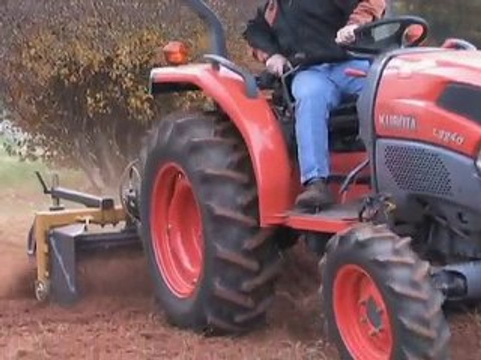 How to use Harley T6 Rake Attachment - video Dailymotion