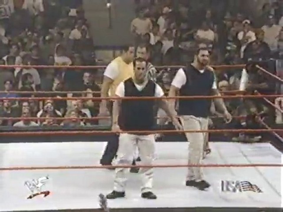 WWF.RAW.is.WAR.09.06.1999.VHSRip.XviD-IDM_4 - video Dailymotion