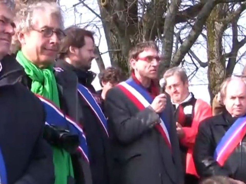 Gazland Manifestation du 05/03/11 à DOUE 1/2 - Vidéo Dailymotion
