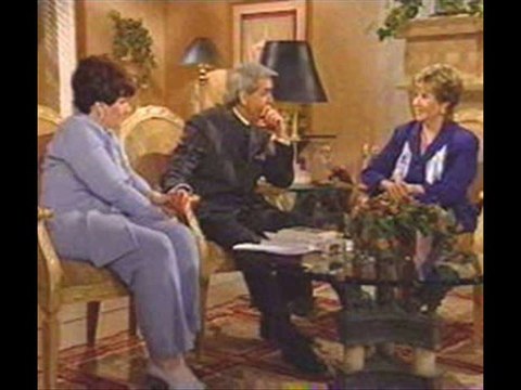 Susan Puzio videos - Dailymotion