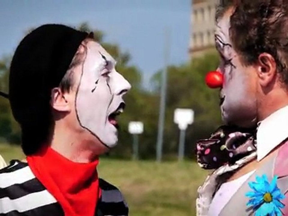 Clown vs Mime - Episode 1 - video Dailymotion