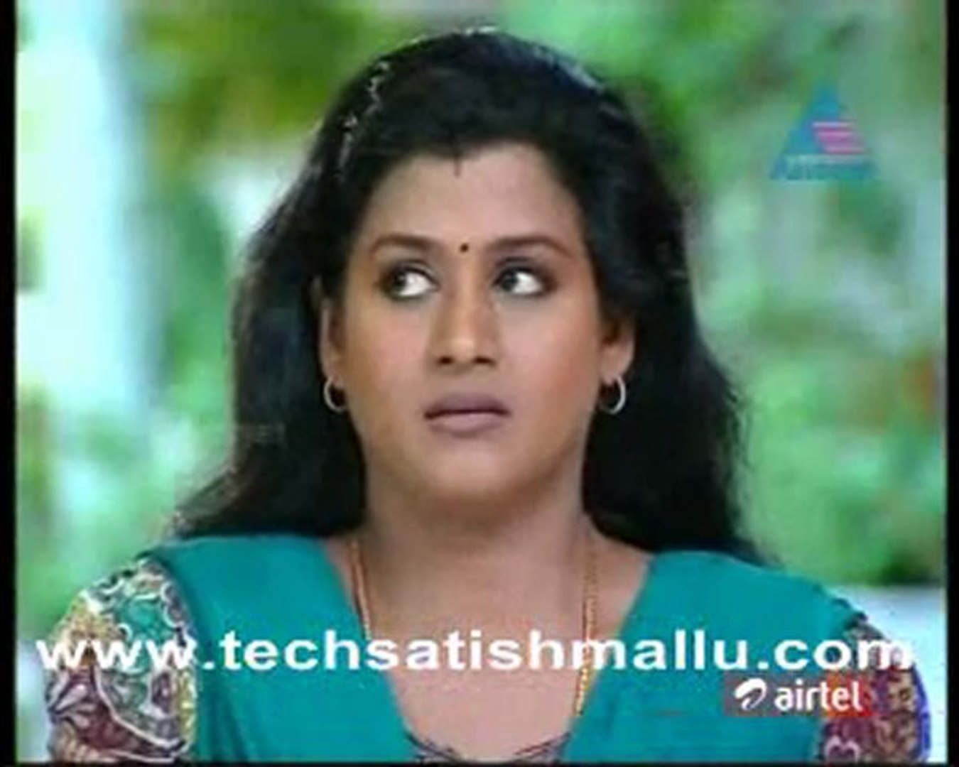 Kumkumapoovu Amala Hot