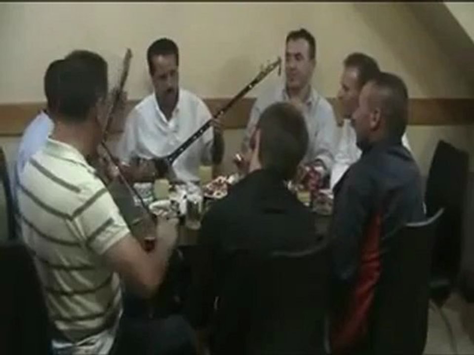 AGIM ELMAZI DHE XHEMAJL HALILI - QERIM JETISHIT - video Dailymotion