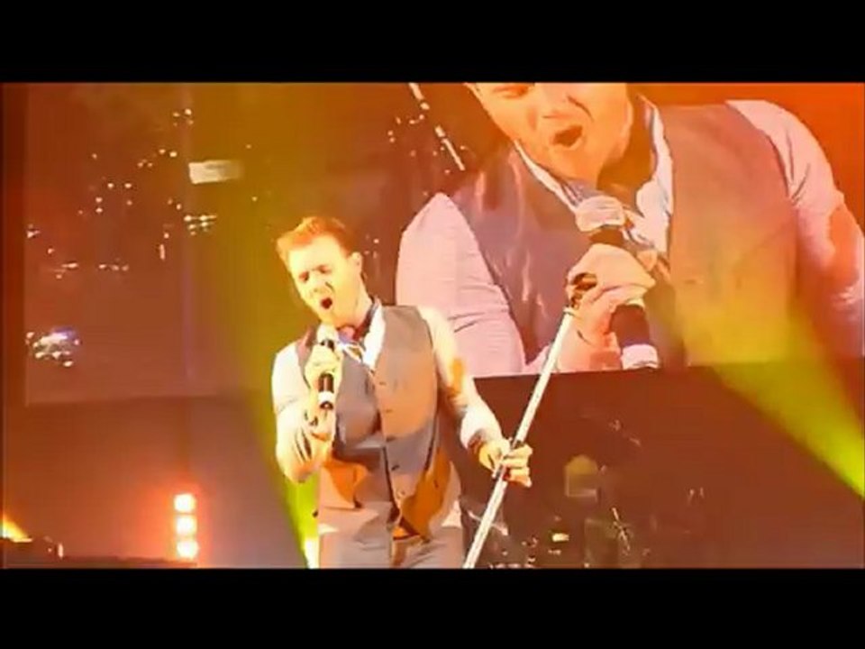 Gary Barlow - A Medley of Amazing Vocals throughout the years (Take ...