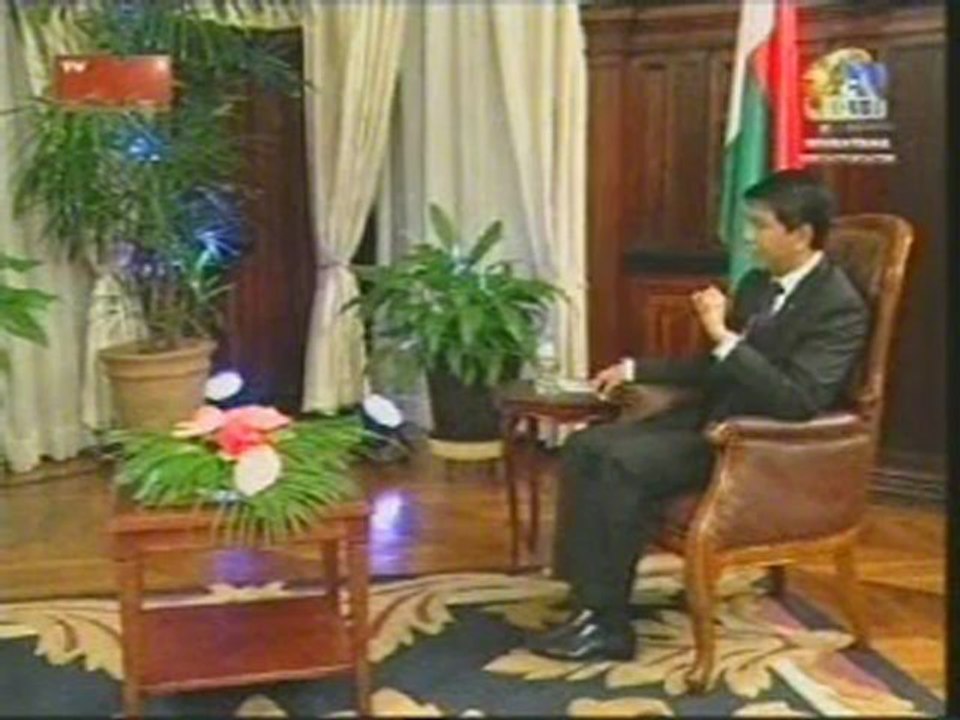 RADJOELINA SUR TVM+ TVPLUS - Vidéo Dailymotion