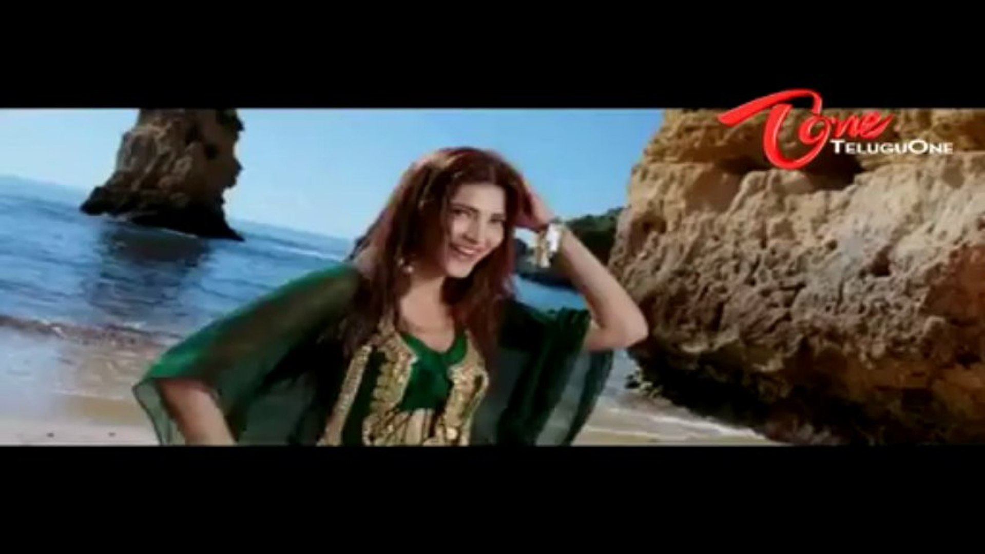 Shruti Hassan In Balupu Songs