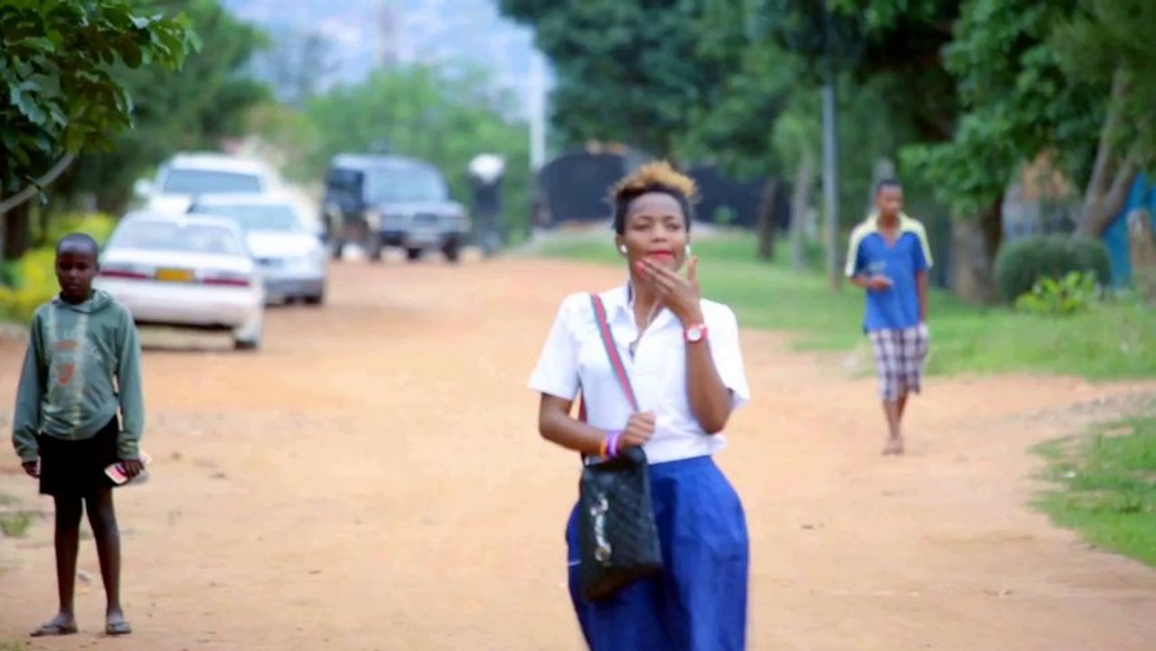 Best Rwandan music 2013 Lil G ft Mani Martin Fayzo Pro - video Dailymotion