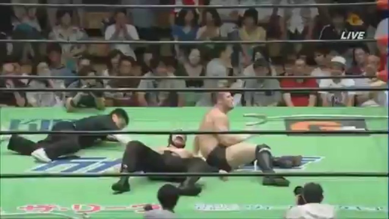 Shane Haste vs. Maybach Taniguchi (NOAH) - video Dailymotion