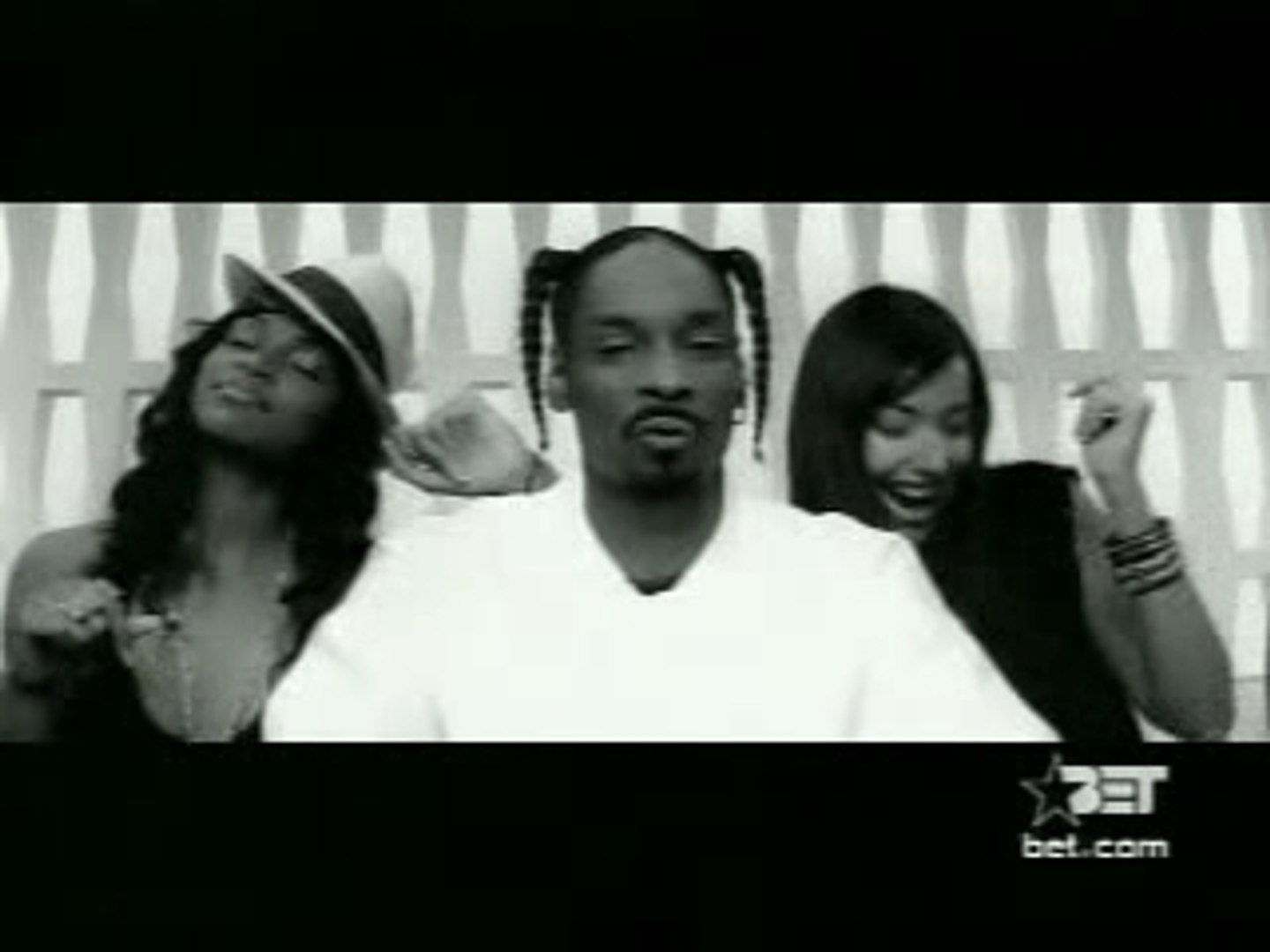 Snoop Dogg Drop It Like Its Hot