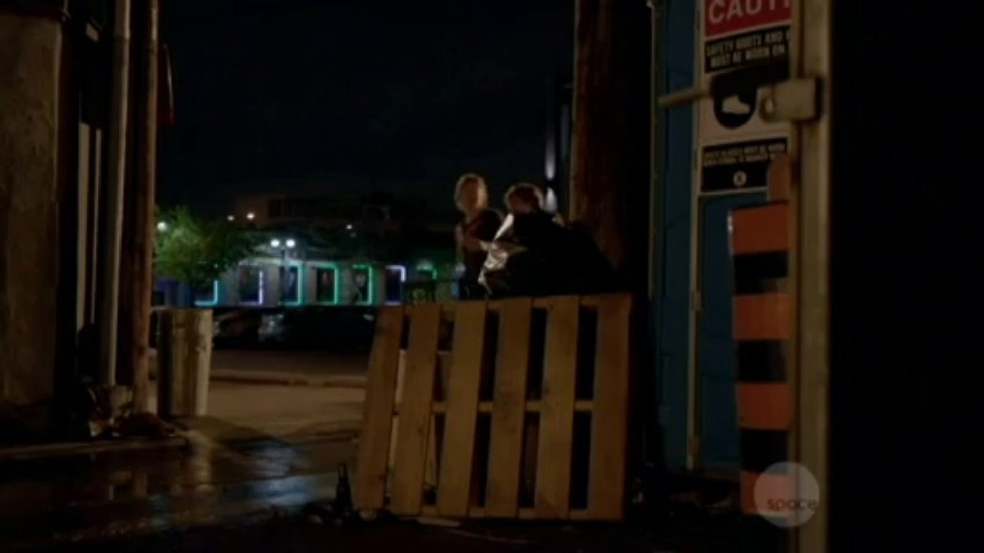 Transformation Mordue De Laura Vandervoort More Actors Join Laura
