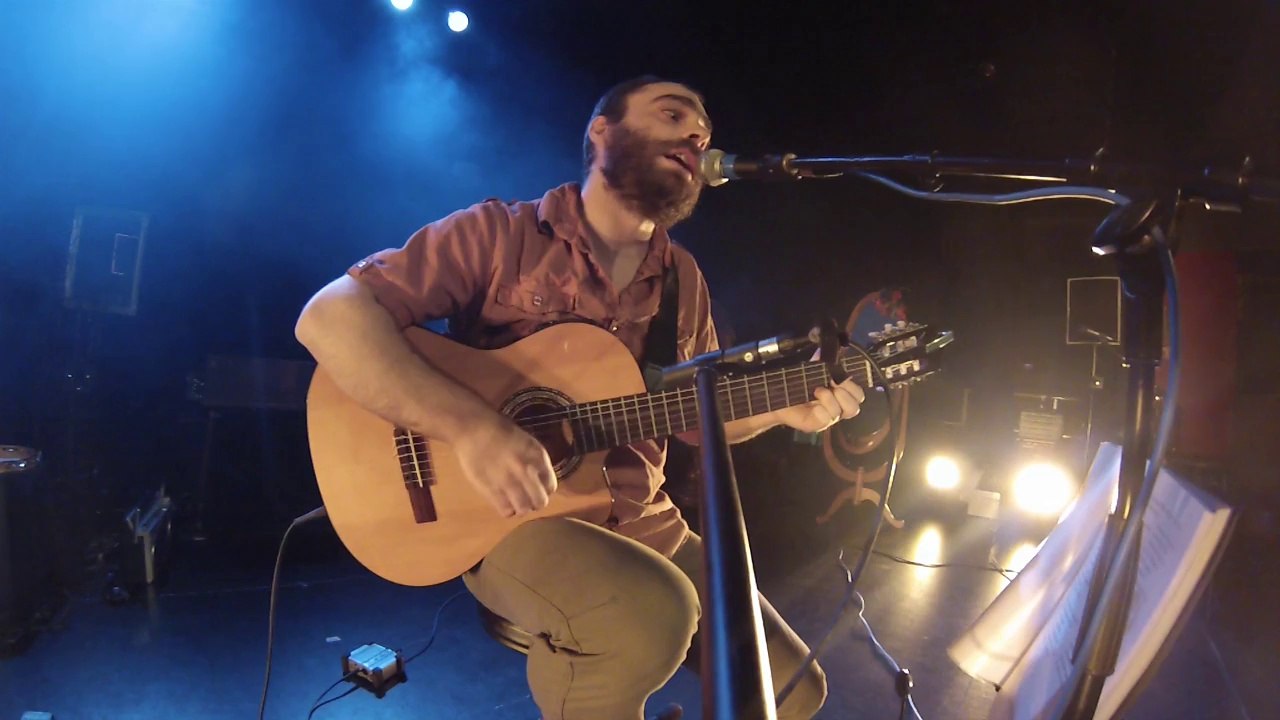 Nicolas Blaise, interview & live "la petite culotte communiste" - Vidéo ...