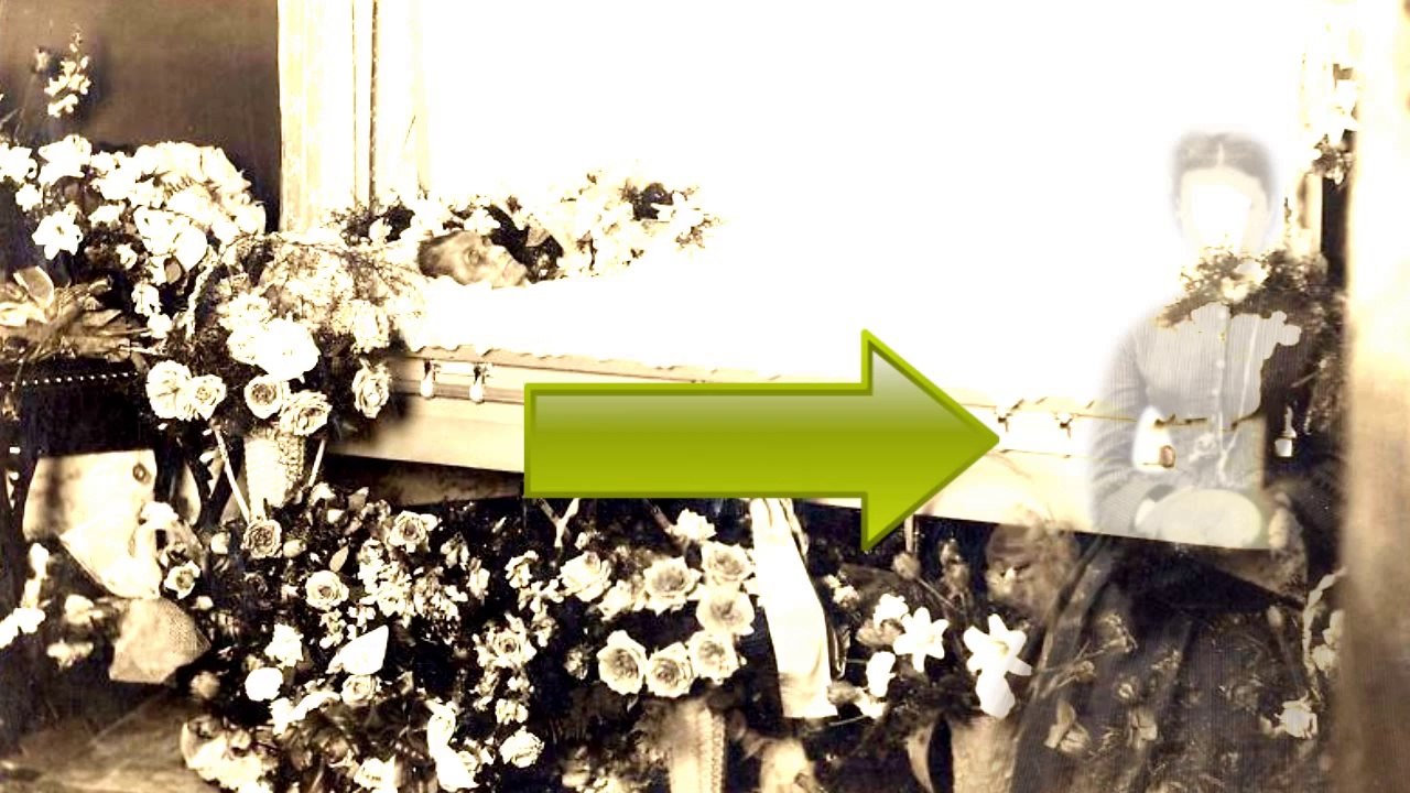 Ghost At Coffin Side, disturbing footage during funeral - video Dailymotion