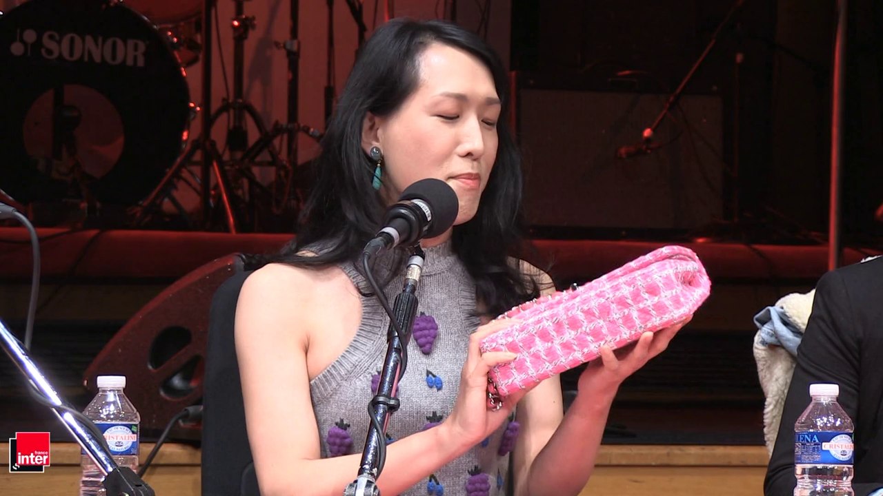 Sony Chan : "En tweed, oui !" - Vidéo Dailymotion