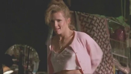 Lea Thompson Bedroom Scene From Howard The Duck Video Dailymotion