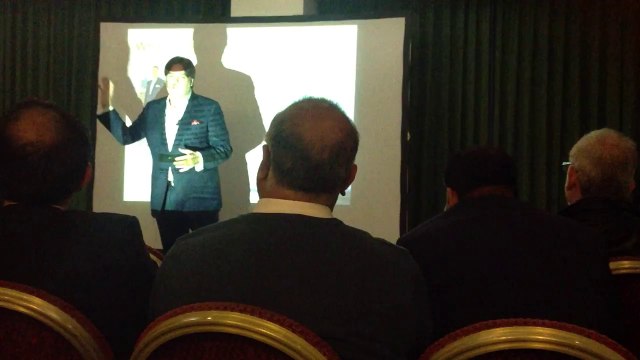 Christopher Terry videos - Dailymotion