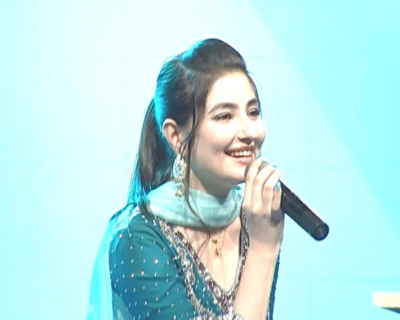 Gul Panra New Pictures 2014 WATCH: Gul Panra Covers Madam Noor Jehan's