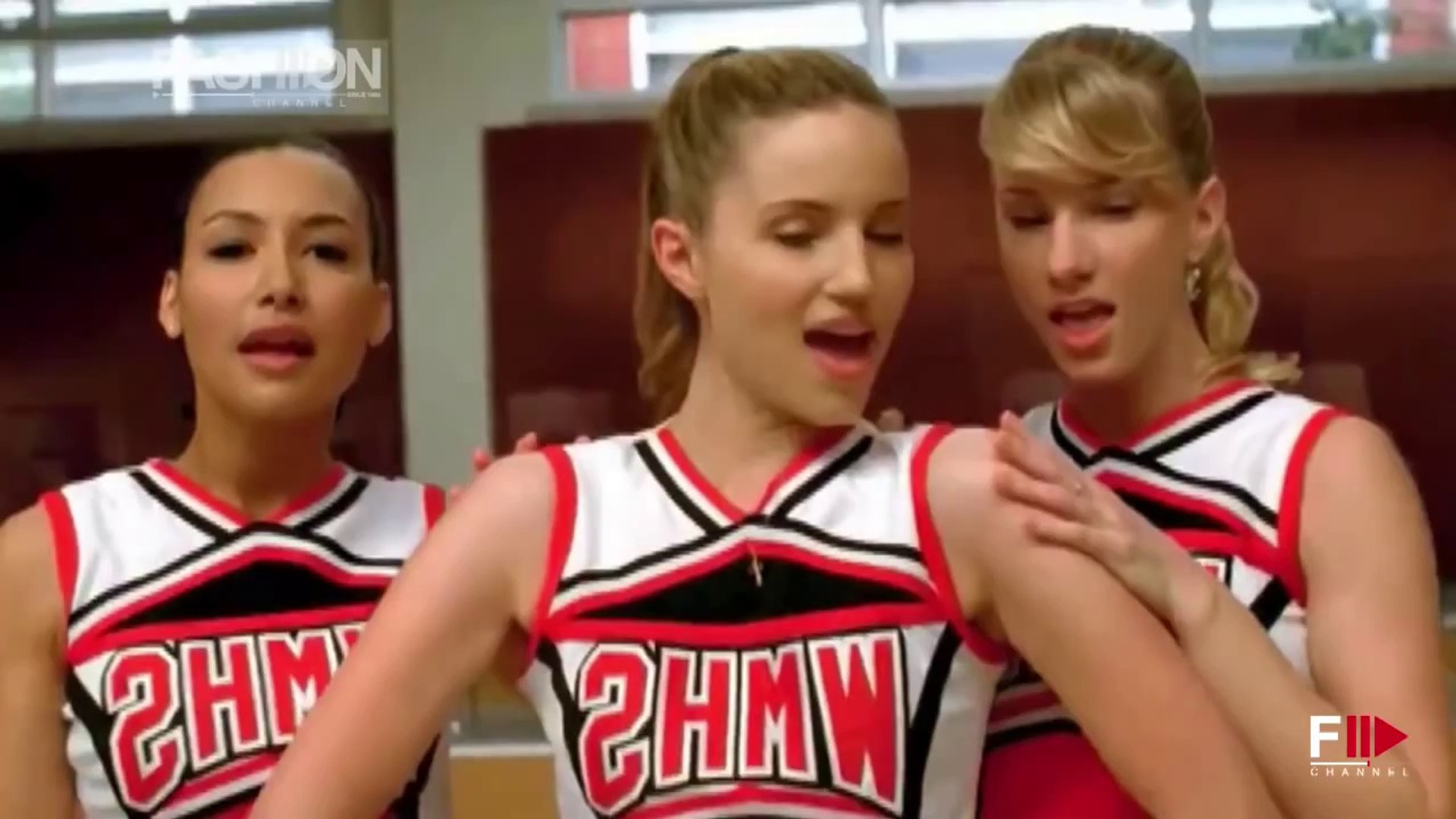 Dianna Agron Glee Cheerleader Dianna Agron Interview On Glee, Clock,