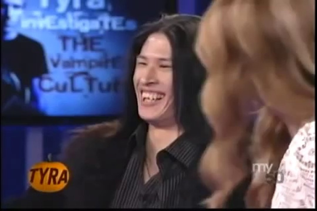 Tyra Investigates The Vampire Culture. Part 1 - video Dailymotion