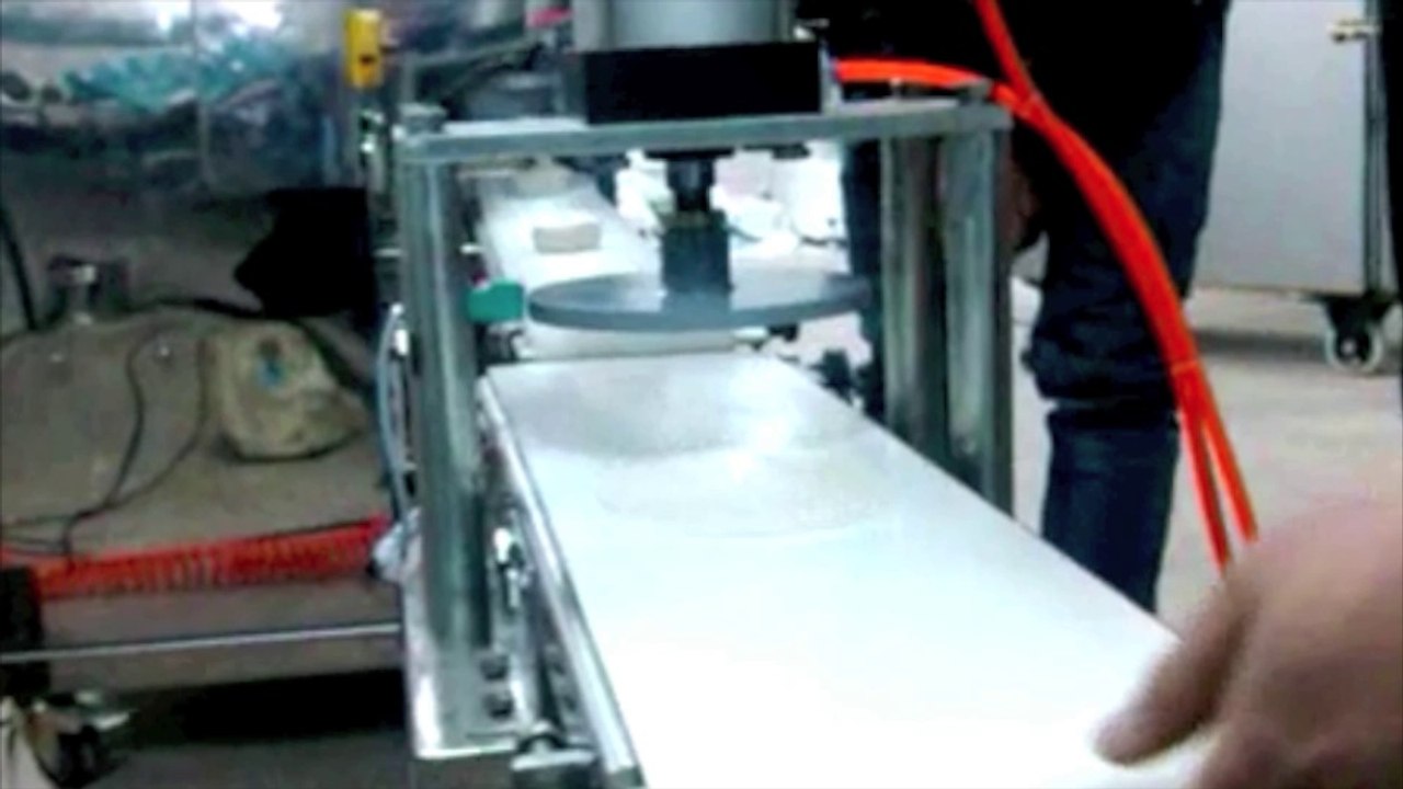 Paratha Machine, Parota Making Machine, Parata, Prata, Roti Paratha ...