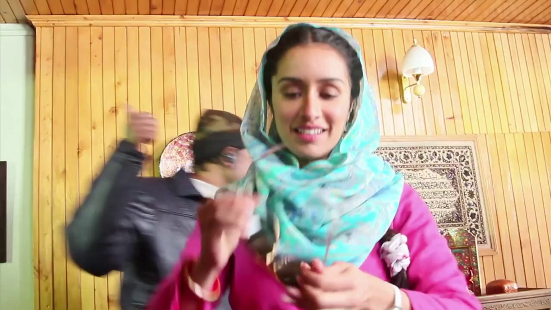Shraddha Kapoor In Haider Hd