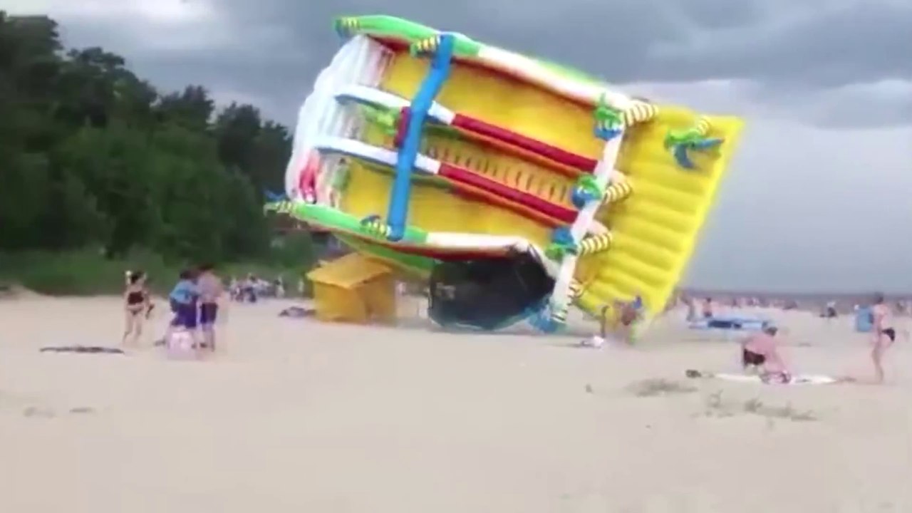 Bikini Girl Fails Compilation - video Dailymotion