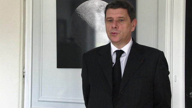 Vidéos de Gilles August - Dailymotion