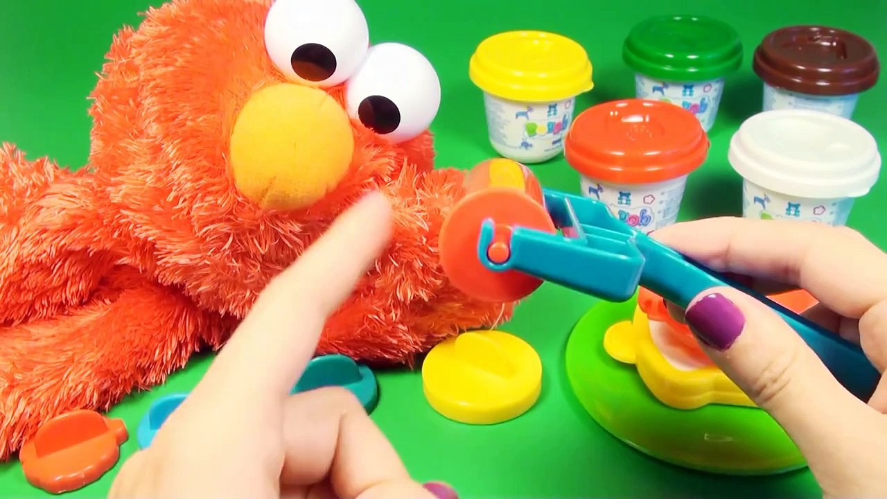 Play Doh Chef Elmo Sesame Street Lunch Playdough Sandwich Cook with ...