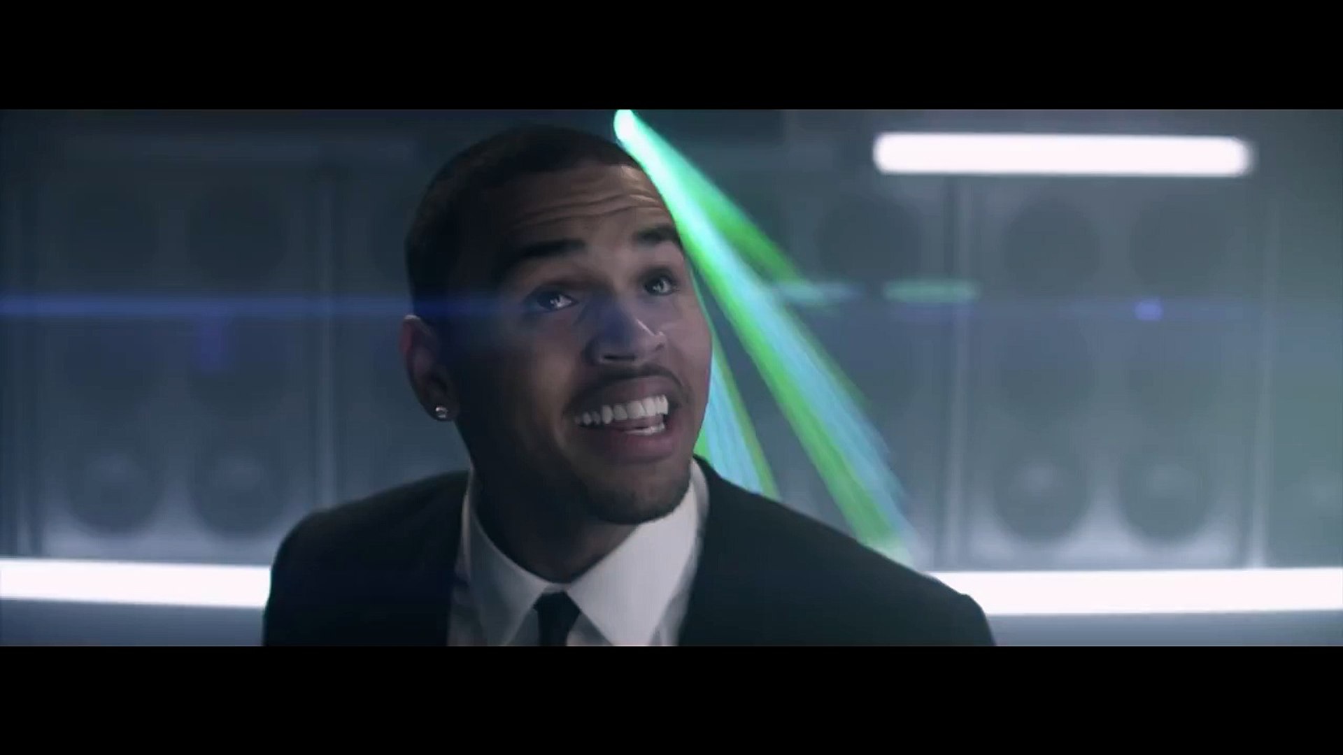 Chris Brown Turn Up The Music