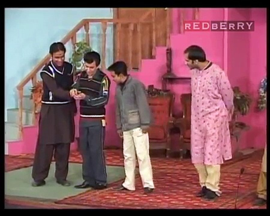 Ralke Guzaran Ge Raat New Pakistani Punjabi Full Stage Drama 2013 ...