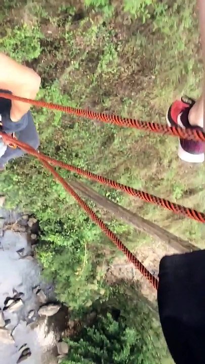 Crazy Zip Line FAIL : American hangs on for life, Thai zip line fail ...