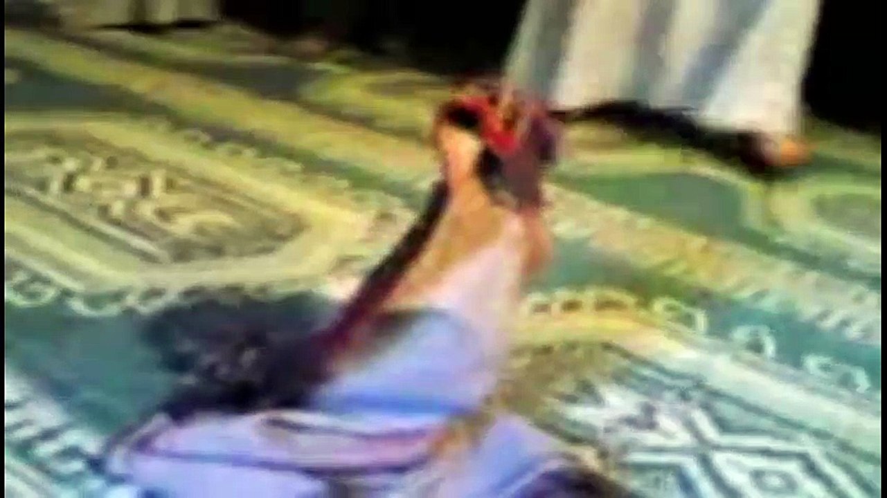 OMG muslim jinn ghost is offering prayer in mosque many people are ...