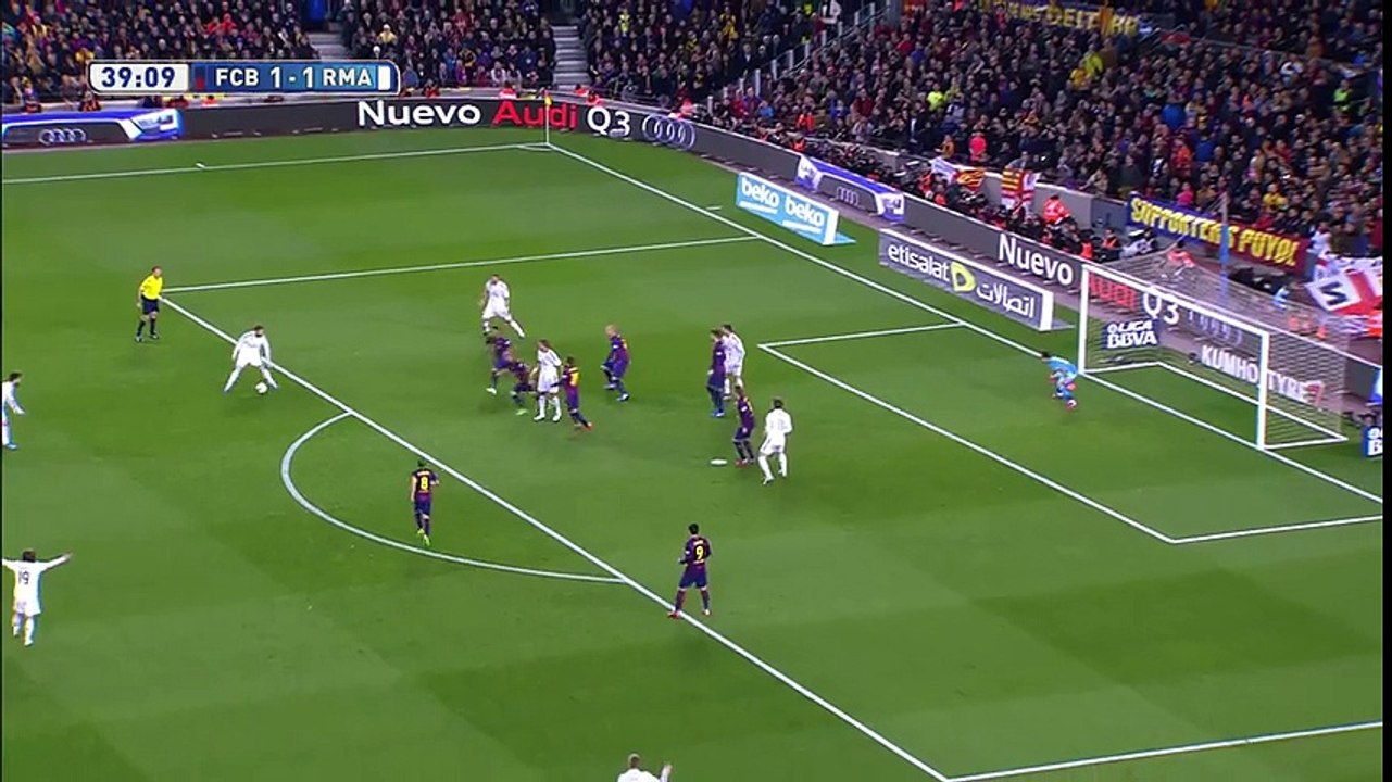 Gareth Bale’s Goal Disallowed Due To Cristiano Ronaldo Offside v Barça ...