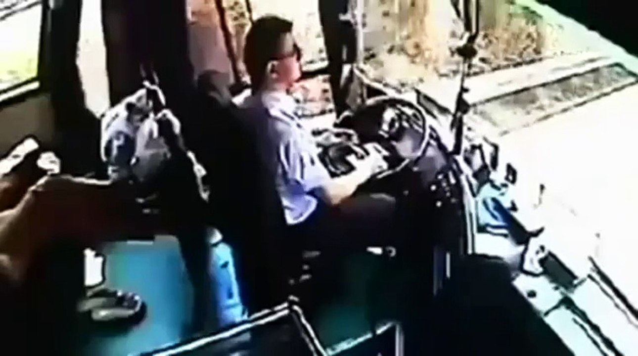 SuperHero Bus Driver Gives His Life to Save His Passengers after Being ...