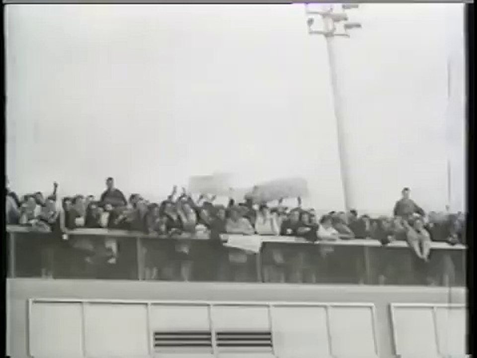 Beatles Arrive in USA February 7, 1964 JFK Airport - video Dailymotion