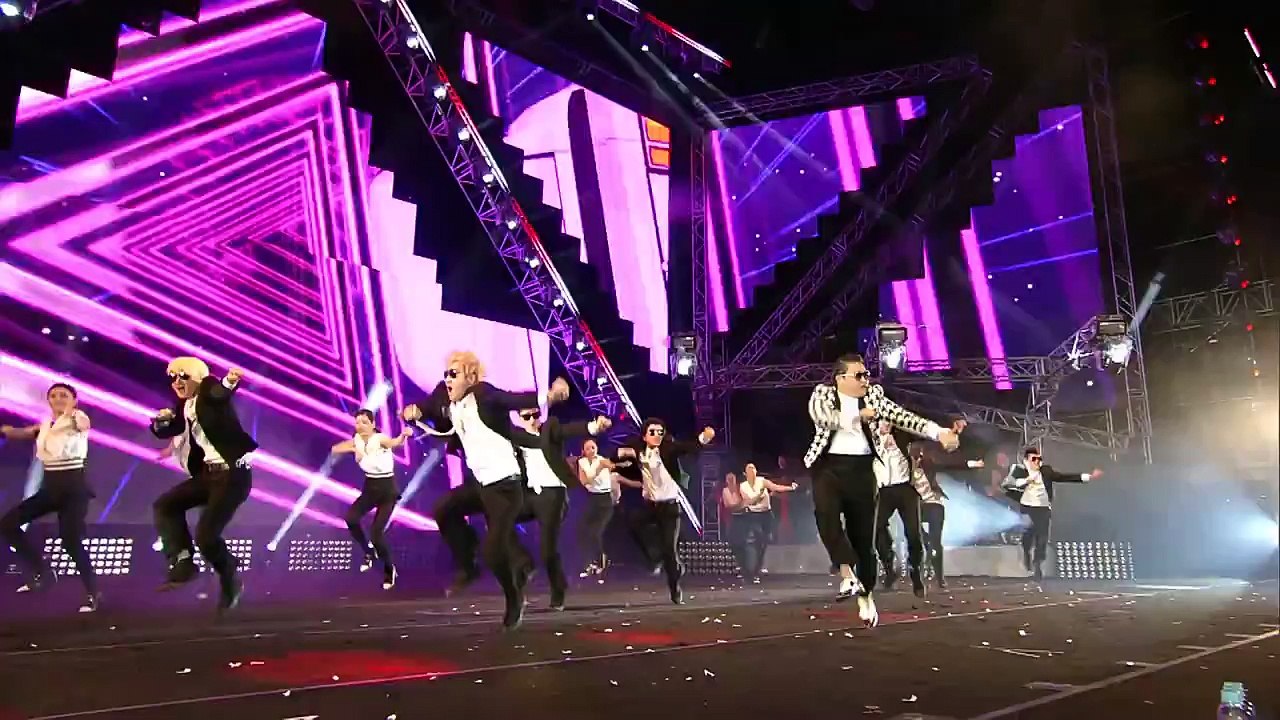 PSY - 'GENTLEMAN' 1st Live Performance - video Dailymotion