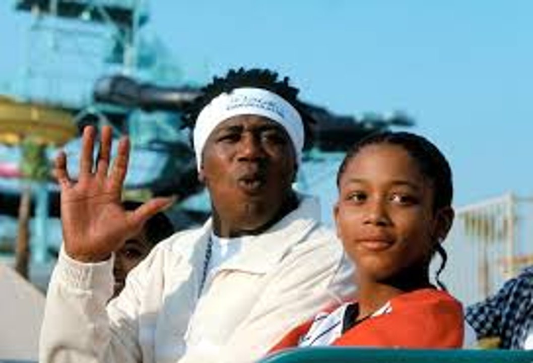 Uncle P double en Français, regarder Uncle P film complet gratuit en ...