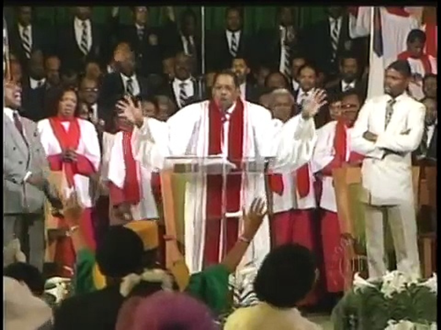 Reverend Ge Patterson Preaching