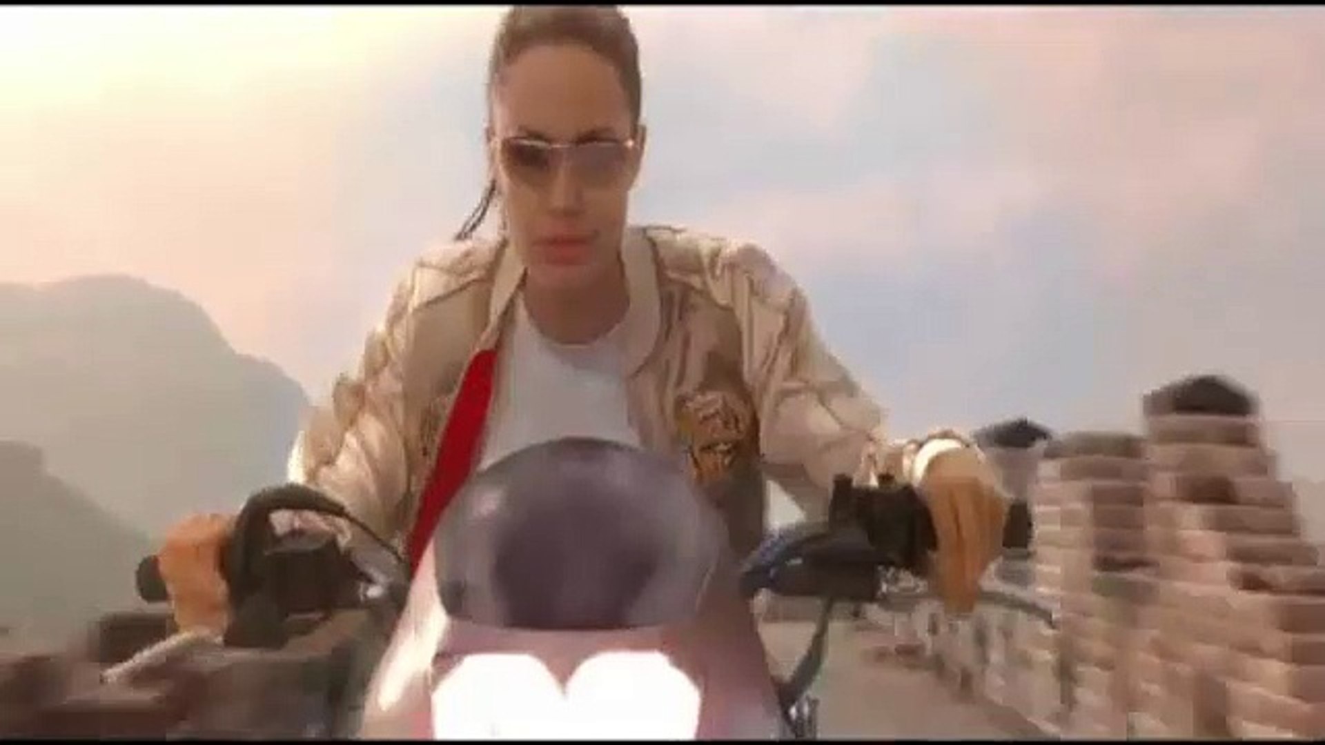 Lara Croft Tomb Raider Angelina Jolie Motorcycle