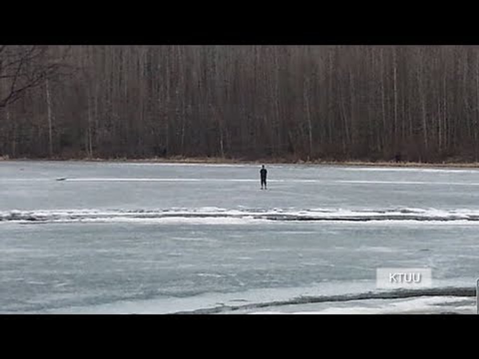 Alaska fugitive runs onto frozen lake to avoid capture - video Dailymotion