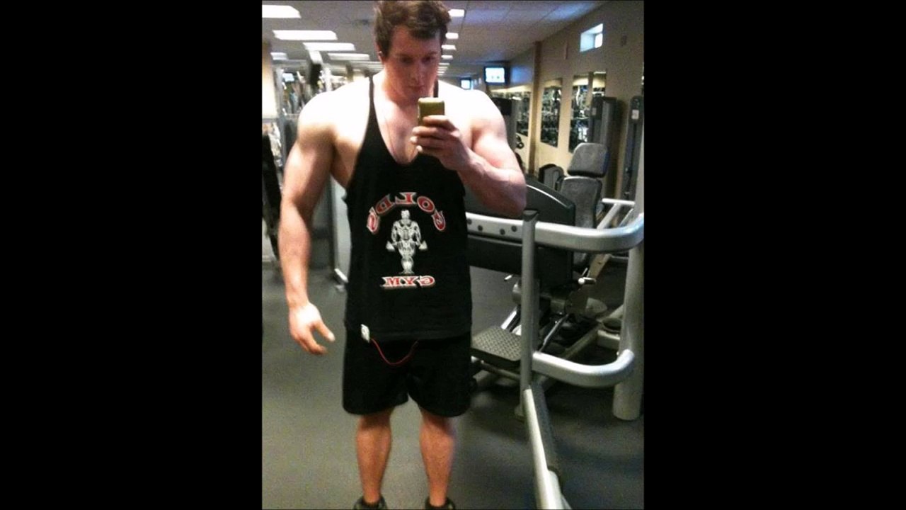 Bodybuilders with big arms but ridiculous legs... Hilarious compilation ...