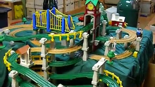 GEOTRAX TRAINS HELIX Fisher-Price Remote Control Toy Train - video ...