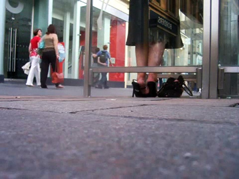 Candid Hottie In Squashed High Heel Slingbacks - video Dailymotion