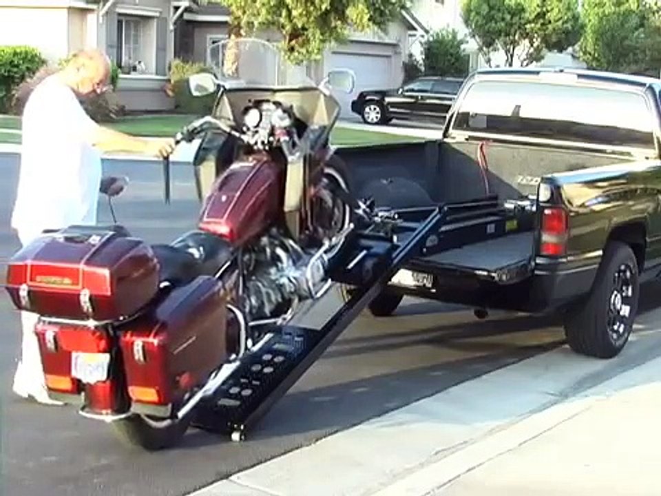 Rampage power Lift Motorcycle loader Great for any motorcycle in and ...