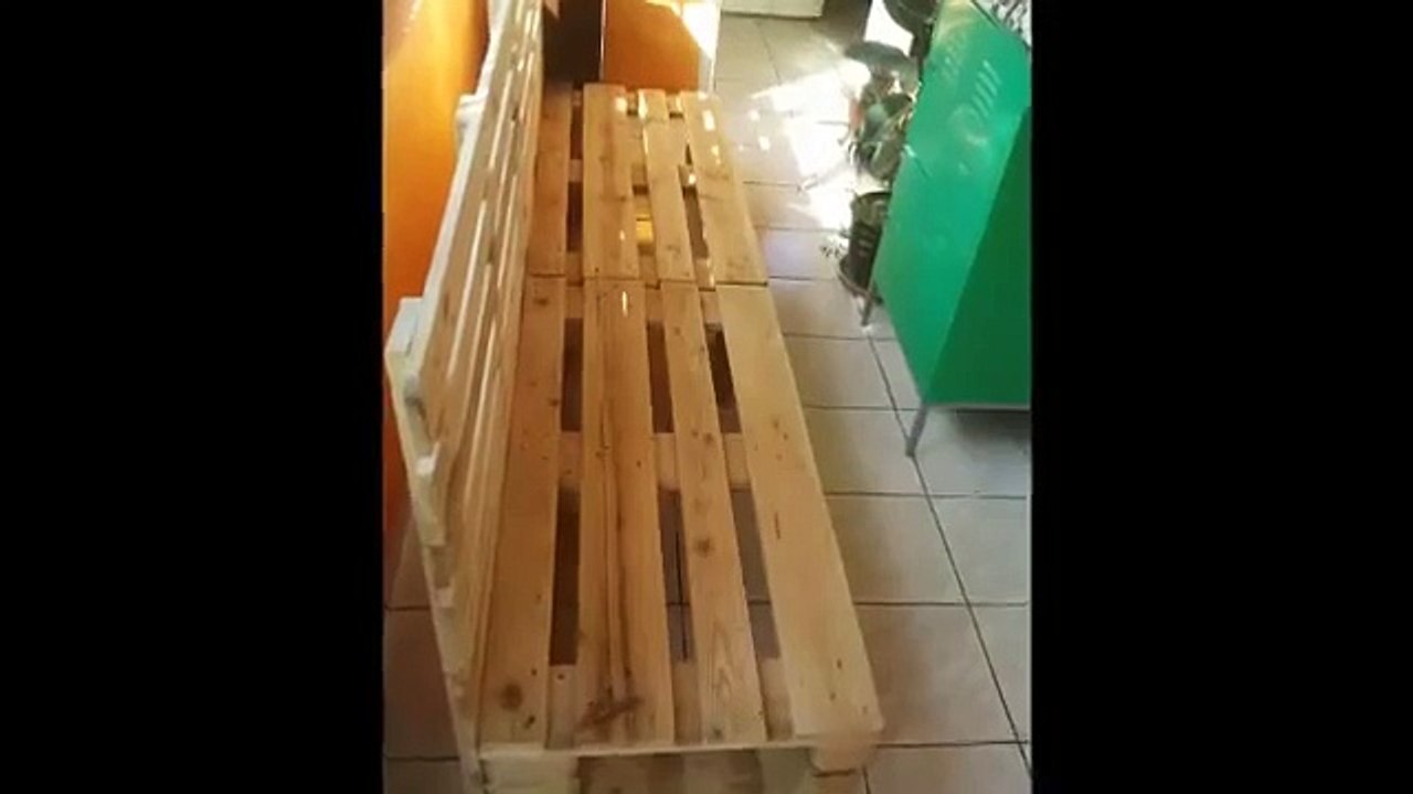 φτιαξτο μονος σου καναπες παλετα - video Dailymotion
