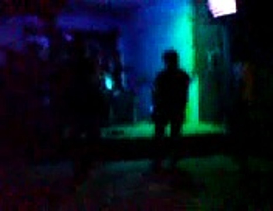 broken hymen - video Dailymotion