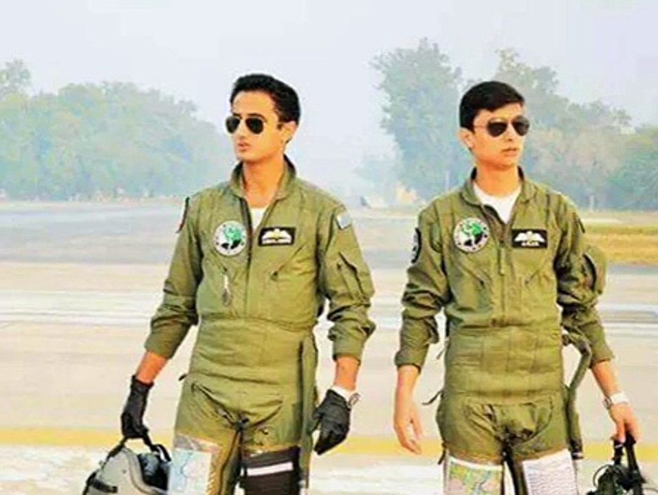 IAF-Indian Air Force Vs PAF-Pakistan Air Force - video Dailymotion